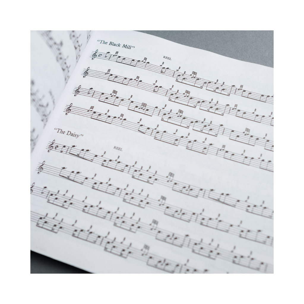 Donald MacLeod Book 6 – The Bagpipe Shop